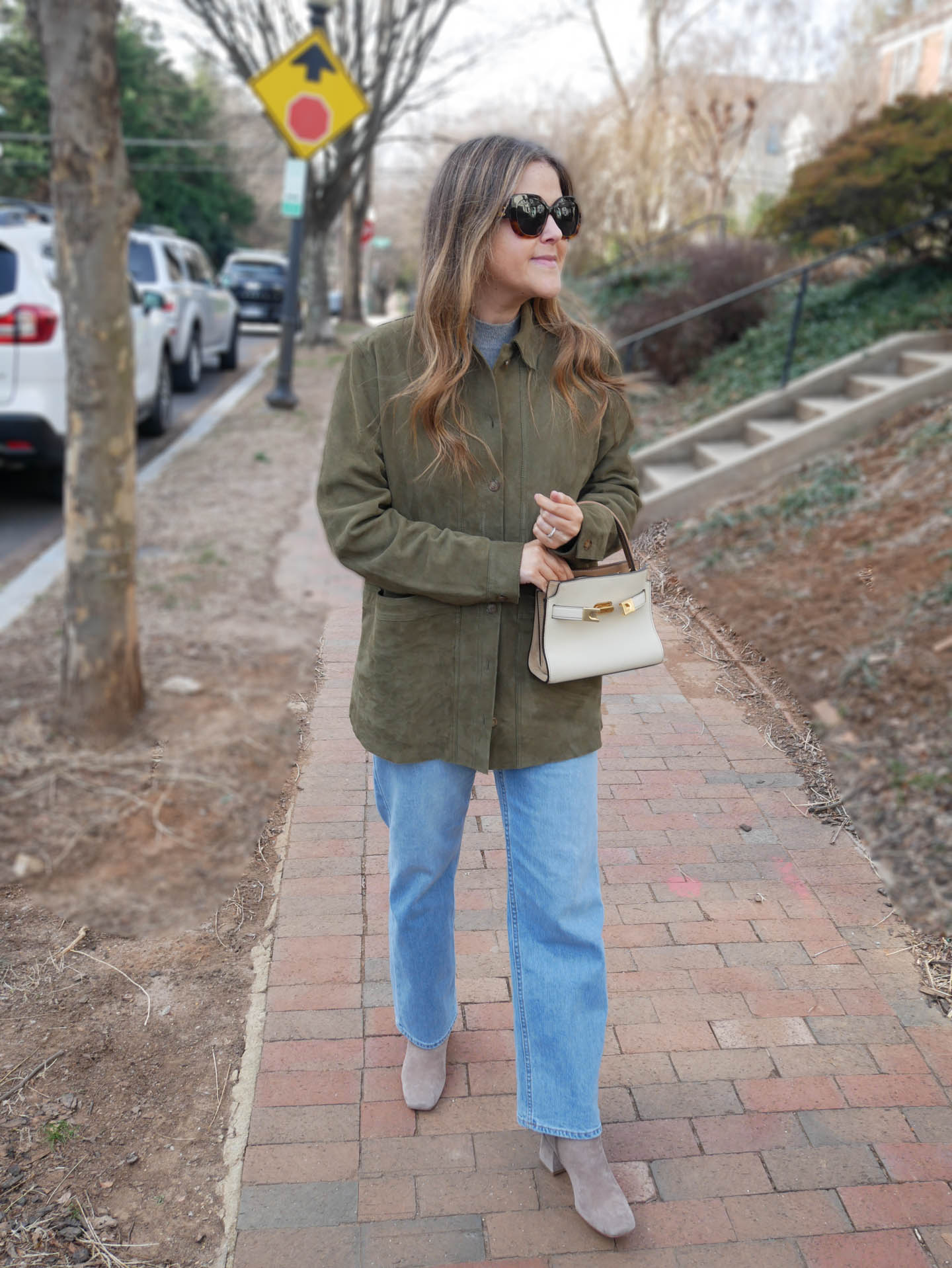 Green Outfit Ideas for Different Occasions and Seasons