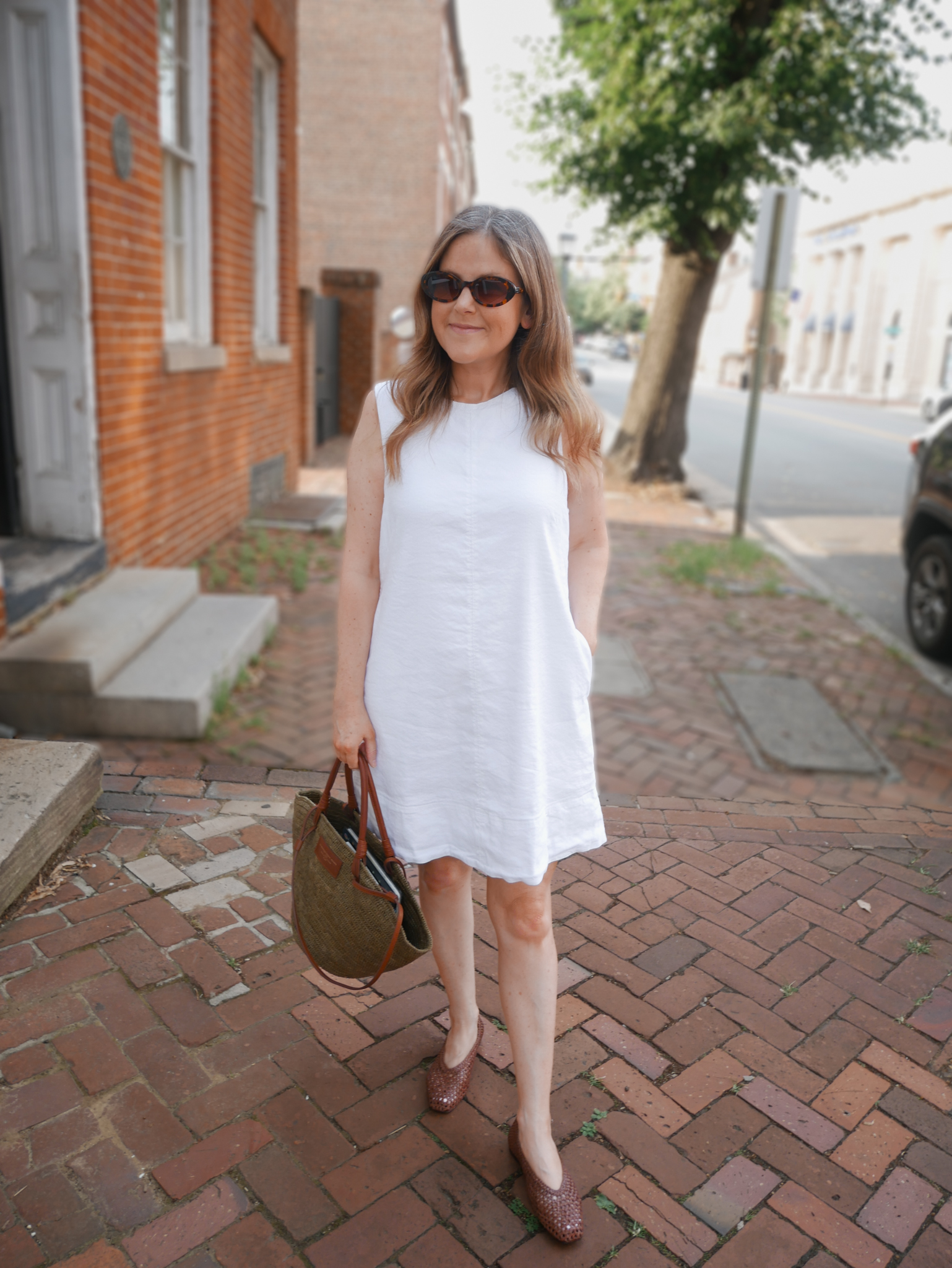 What Does A Shift Dress Look Like, And Are They In Style?